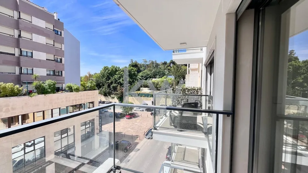 Apartamento T2 novo/ mobilado em Sete Rios - Amélia Folques